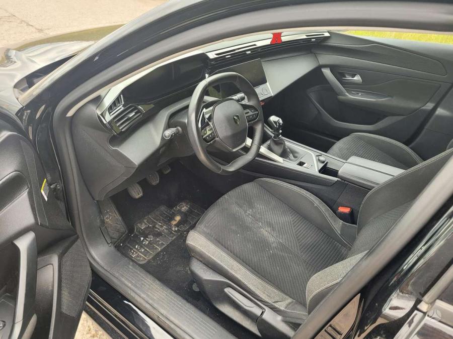 Melns Peugeot 308 2023 Viļņa, ar dzinēja tilpumu 1.20 L un nobraukumu 123 tūkst. km par 10648 €, foto 14 vietnē AUTOMOTO.COM.LV