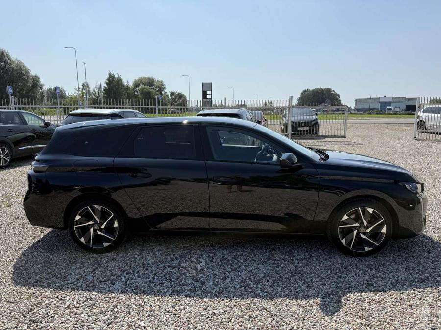 Melns Peugeot 308 2023 Marijampole, ar dzinēja tilpumu 1.50 L un nobraukumu 153 tūkst. km par 14514 €, foto 5 vietnē AUTOMOTO.COM.LV