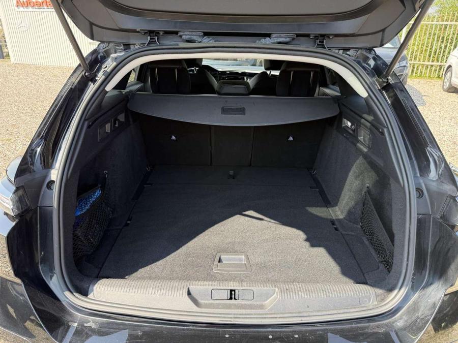 Melns Peugeot 308 2023 Marijampole, ar dzinēja tilpumu 1.50 L un nobraukumu 153 tūkst. km par 14514 €, foto 21 vietnē AUTOMOTO.COM.LV