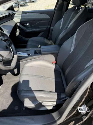 Melns Peugeot 308 2023 Marijampole, ar dzinēja tilpumu 1.50 L un nobraukumu 153 tūkst. km par 14514 €, foto 25 vietnē AUTOMOTO.COM.LV