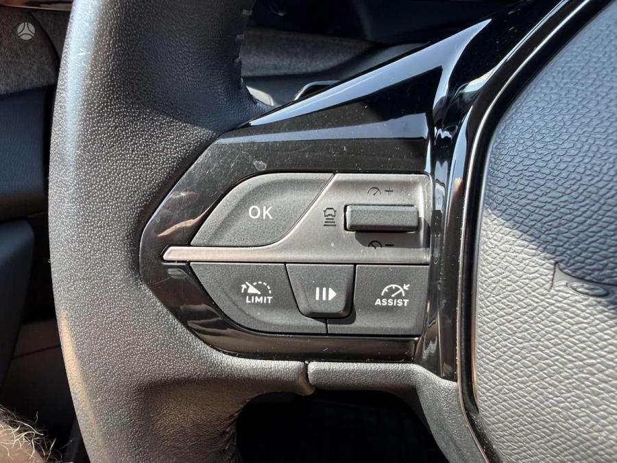 Melns Peugeot 308 2023 Marijampole, ar dzinēja tilpumu 1.50 L un nobraukumu 153 tūkst. km par 14514 €, foto 33 vietnē AUTOMOTO.COM.LV