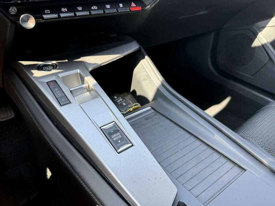 Melns Peugeot 308 2023 Marijampole, ar dzinēja tilpumu 1.50 L un nobraukumu 153 tūkst. km par 14514 €, foto 39 vietnē AUTOMOTO.COM.LV