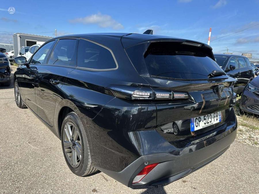 Melns Peugeot 308 2023 Viļņa, ar dzinēja tilpumu 1.20 L un nobraukumu 152 tūkst. km par 10042 €, foto 5 vietnē AUTOMOTO.COM.LV
