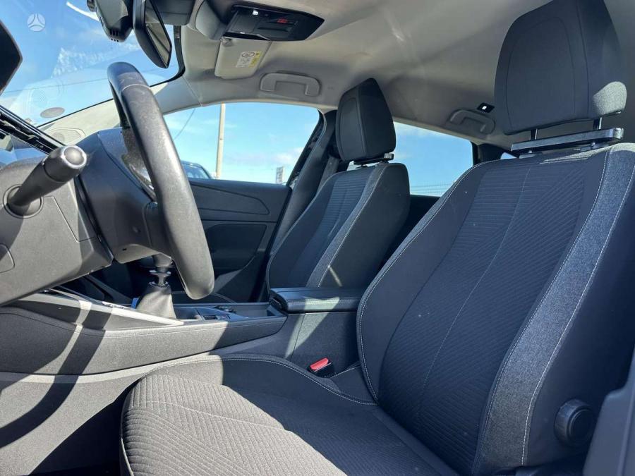 Melns Peugeot 308 2023 Viļņa, ar dzinēja tilpumu 1.20 L un nobraukumu 152 tūkst. km par 10042 €, foto 9 vietnē AUTOMOTO.COM.LV