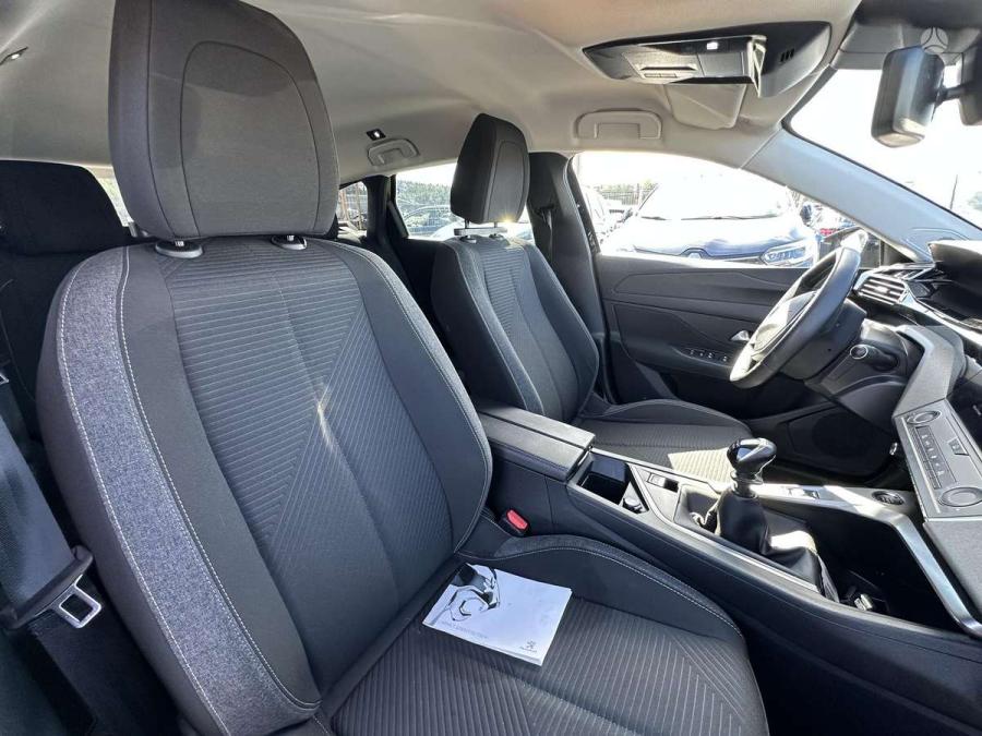 Melns Peugeot 308 2023 Viļņa, ar dzinēja tilpumu 1.20 L un nobraukumu 152 tūkst. km par 10042 €, foto 18 vietnē AUTOMOTO.COM.LV