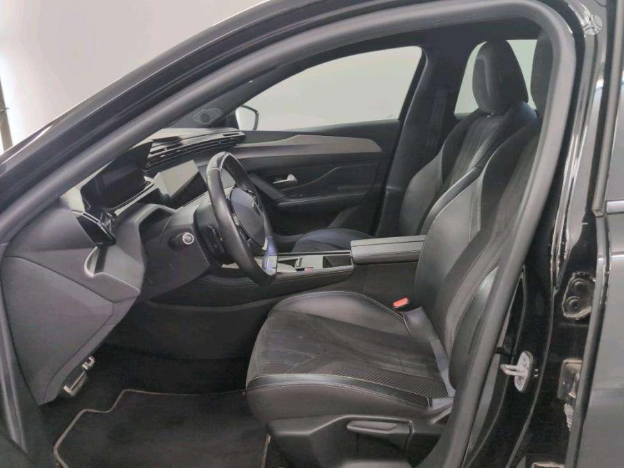 Black Peugeot 308 2023 in Vilnius, with an engine capacity of 1.20 L and mileage of 121 thousand km for 15718 €, photo 6 on AUTOMOTO.COM.LV