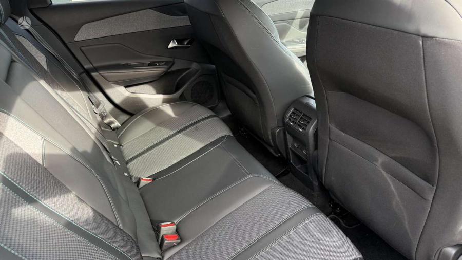 Black Peugeot 308 2023 in Vilnius, with an engine capacity of 1.20 L and mileage of 155 thousand km for 11979 €, photo 17 on AUTOMOTO.COM.LV