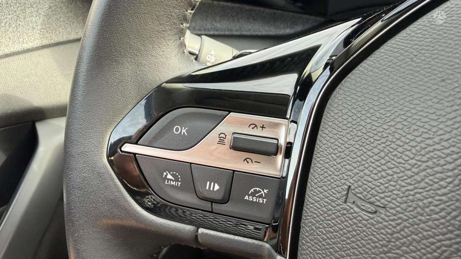 Black Peugeot 308 2023 in Vilnius, with an engine capacity of 1.20 L and mileage of 155 thousand km for 11979 €, photo 23 on AUTOMOTO.COM.LV