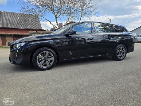 Melns Peugeot 308 2024 Raseiniai, ar dzinēja tilpumu 1.20 L un nobraukumu 14 tūkst. km par 15600 €, foto 4 vietnē AUTOMOTO.COM.LV