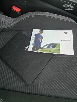 Melns Peugeot 308 2024 Raseiniai, ar dzinēja tilpumu 1.20 L un nobraukumu 14 tūkst. km par 15600 €, foto 29 vietnē AUTOMOTO.COM.LV