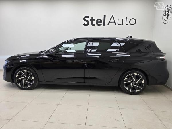 Melns Peugeot 308 2025 Viļņa, ar dzinēja tilpumu 1.50 L un nobraukumu 5 tūkst. km par 19690 €, foto 3 vietnē AUTOMOTO.COM.LV