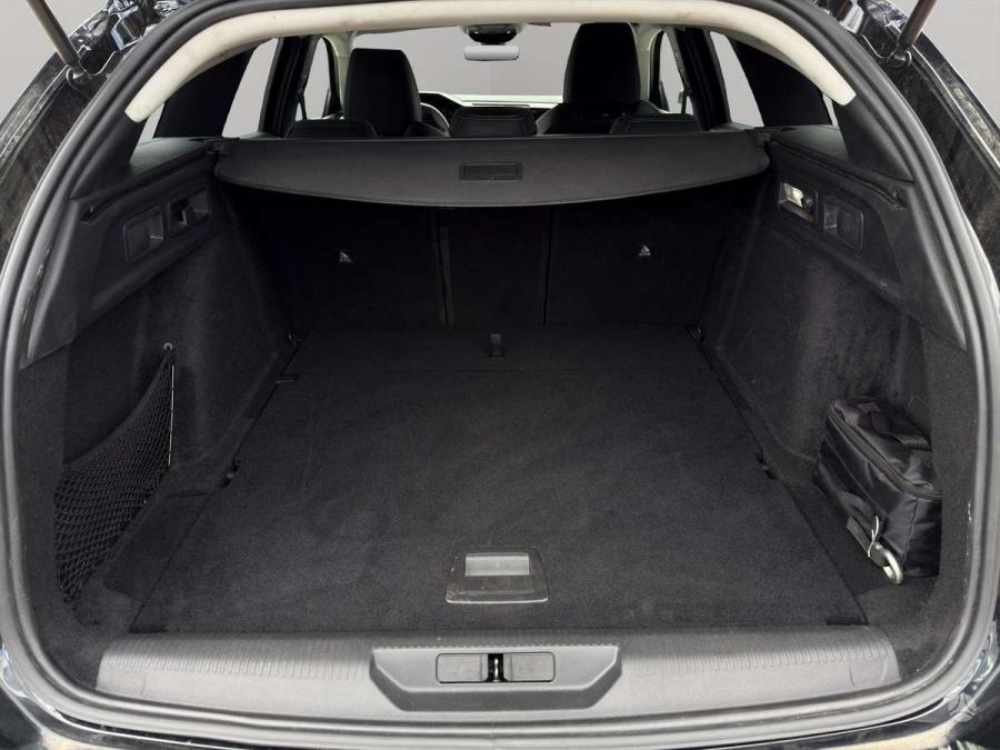 Melns Peugeot 308 2025 Kauņa, ar dzinēja tilpumu 1.20 L un nobraukumu 9 tūkst. km par 22999 €, foto 11 vietnē AUTOMOTO.COM.LV