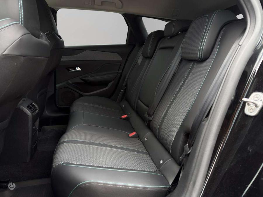 Black Peugeot 308 2025 in Kaunas, with an engine capacity of 1.20 L and mileage of 9 thousand km for 22999 €, photo 12 on AUTOMOTO.COM.LV