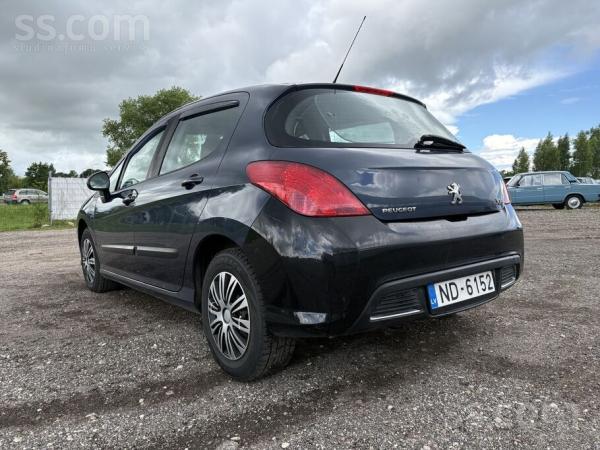 Zils Peugeot 308 2008 Daugavpils, ar dzinēja tilpumu 1.60 L un nobraukumu 191 tūkst. km par 1800 €, foto 3 vietnē AUTOMOTO.COM.LV