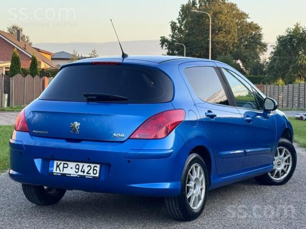Blue Peugeot 308 2008 in Riga, with an engine capacity of 1.60 L and mileage of 268 thousand km for 1580 €, photo 6 on AUTOMOTO.COM.LV
