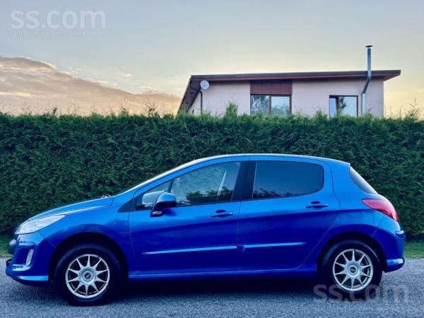Blue Peugeot 308 2008 in Riga, with an engine capacity of 1.60 L and mileage of 268 thousand km for 1580 €, photo 11 on AUTOMOTO.COM.LV