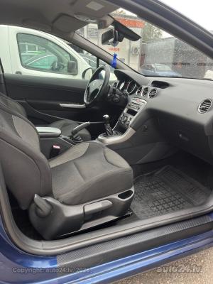Zils Peugeot 308 2008 Tallina, ar dzinēja tilpumu 1.60 L un nobraukumu 208 tūkst. km par 1999 €, foto 13 vietnē AUTOMOTO.COM.LV