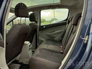 Blue Peugeot 308 2008 in Jelgava, with an engine capacity of 1.60 L and mileage of 0 thousand km for 2250 €, photo 11 on AUTOMOTO.COM.LV