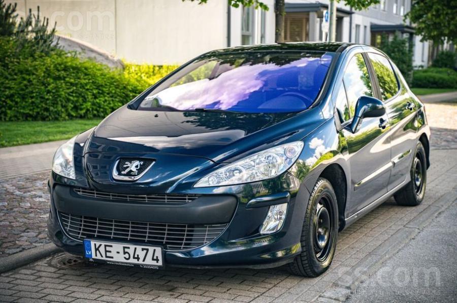 Blue Peugeot 308 2009 in Riga, with an engine capacity of 1.60 L and mileage of 125 thousand km for 1990 €, photo 1 on AUTOMOTO.COM.LV