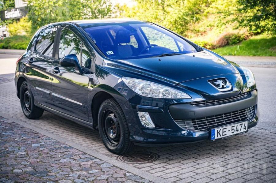 Blue Peugeot 308 2009 in Riga, with an engine capacity of 1.60 L and mileage of 125 thousand km for 1990 €, photo 4 on AUTOMOTO.COM.LV