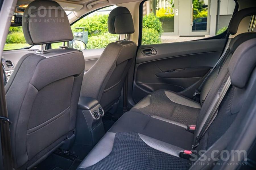 Blue Peugeot 308 2009 in Riga, with an engine capacity of 1.60 L and mileage of 125 thousand km for 1990 €, photo 14 on AUTOMOTO.COM.LV