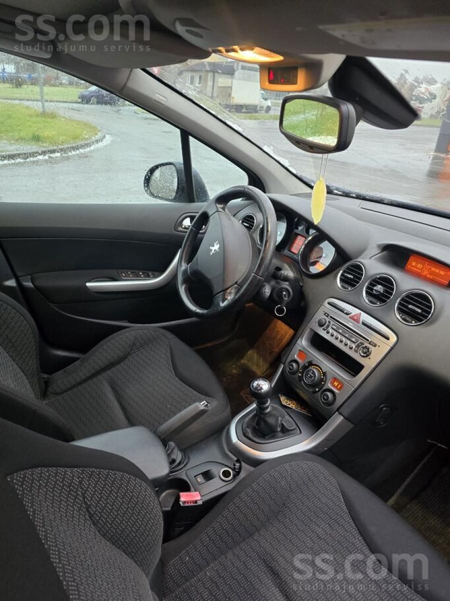 Zils Peugeot 308 2009 Preiļi, ar dzinēja tilpumu 1.60 L un nobraukumu 292 tūkst. km par 1950 €, foto 11 vietnē AUTOMOTO.COM.LV