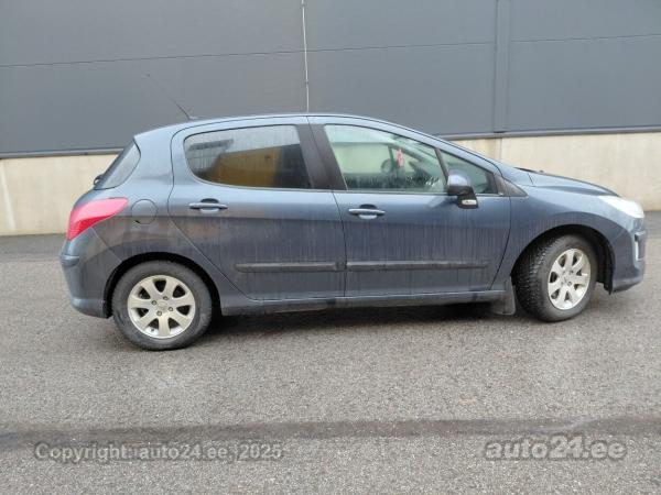 Blue Peugeot 308 2010 in Tallinn, with an engine capacity of 1.60 L and mileage of 240 thousand km for 1190 €, photo 5 on AUTOMOTO.COM.LV