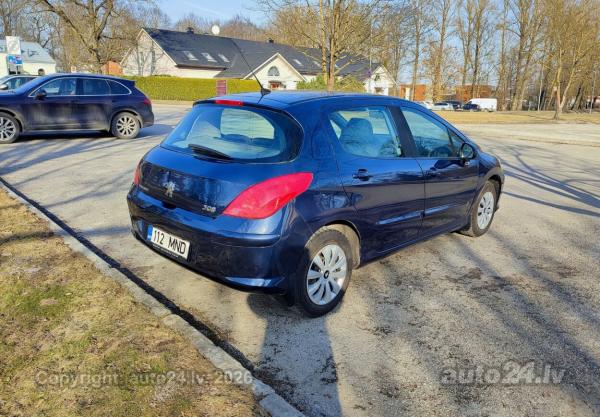 Blue Peugeot 308 2010 in Tartu, with an engine capacity of 1.60 L and mileage of 197 thousand km for 1990 €, photo 6 on AUTOMOTO.COM.LV