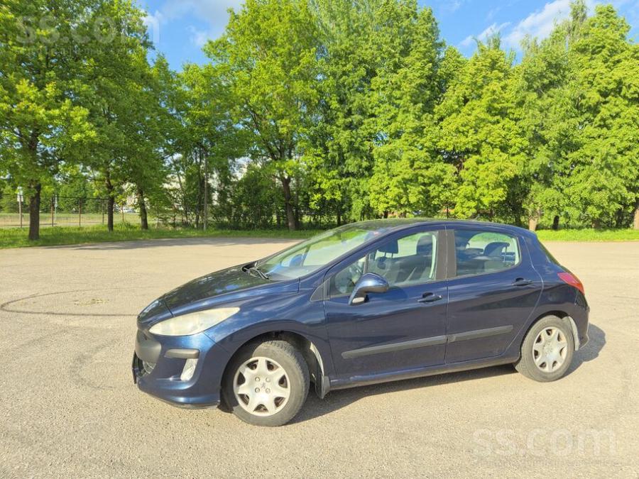 Zils Peugeot 308 2010 Rīga, ar dzinēja tilpumu 1.60 L un nobraukumu 194 tūkst. km par 1500 €, foto 3 vietnē AUTOMOTO.COM.LV