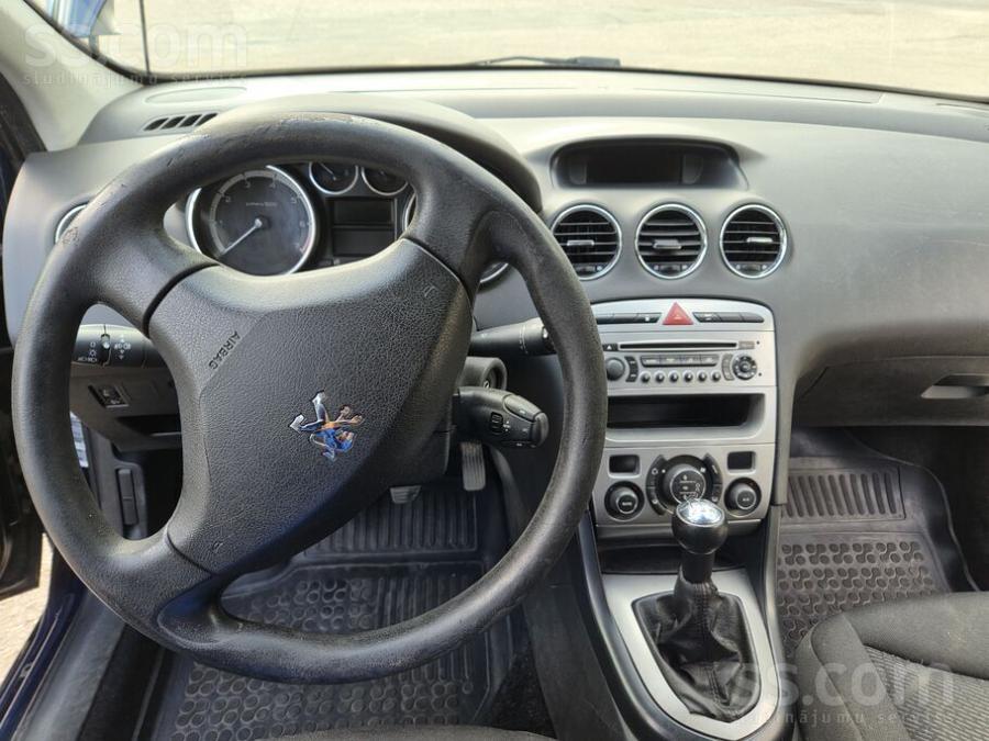 Zils Peugeot 308 2010 Rīga, ar dzinēja tilpumu 1.60 L un nobraukumu 194 tūkst. km par 1500 €, foto 11 vietnē AUTOMOTO.COM.LV