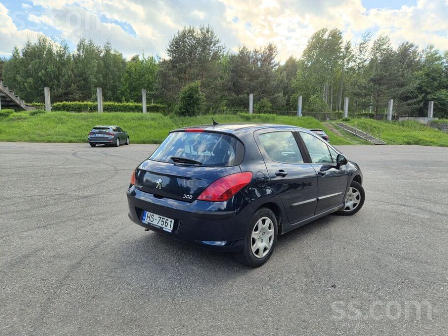 Zils Peugeot 308 2010 Rīga, ar dzinēja tilpumu 1.60 L un nobraukumu 194 tūkst. km par 1500 €, foto 17 vietnē AUTOMOTO.COM.LV