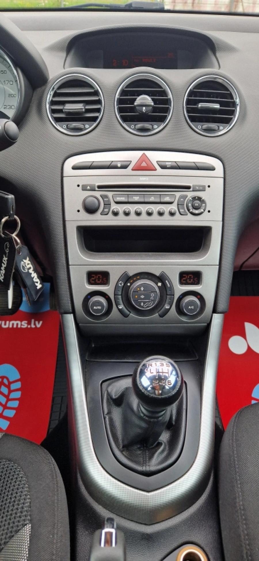 Blue Peugeot 308 2010 in Riga, with an engine capacity of 1.60 L and mileage of 203 thousand km for 4450 €, photo 32 on AUTOMOTO.COM.LV
