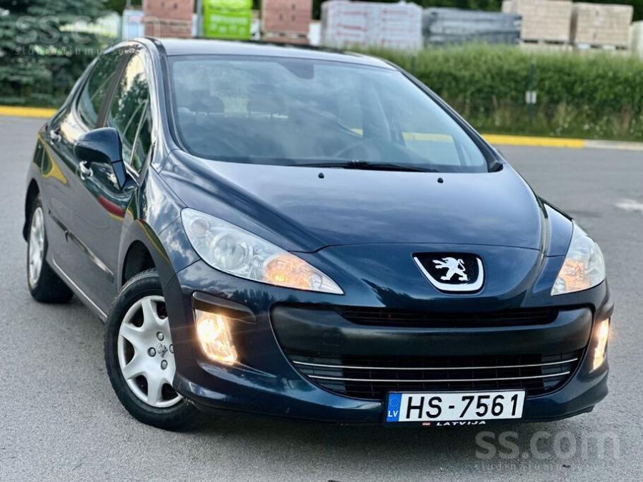Blue Peugeot 308 2010 in Jelgava, with an engine capacity of 1.60 L and mileage of 194 thousand km for 1750 €, photo 1 on AUTOMOTO.COM.LV