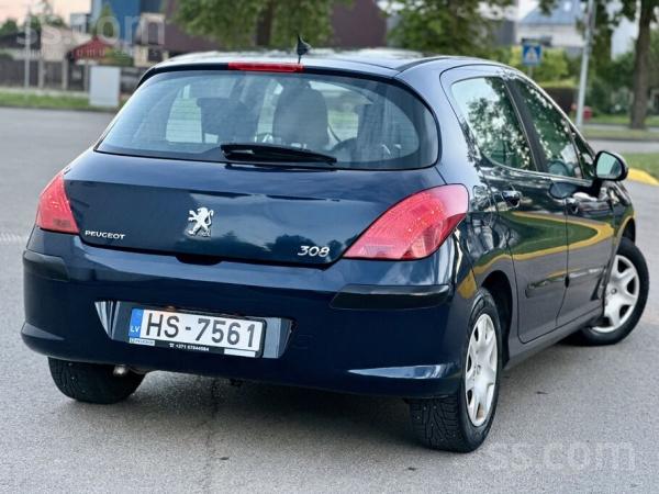 Blue Peugeot 308 2010 in Jelgava, with an engine capacity of 1.60 L and mileage of 194 thousand km for 1750 €, photo 3 on AUTOMOTO.COM.LV