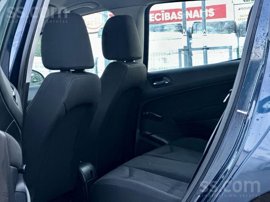 Blue Peugeot 308 2010 in Jelgava, with an engine capacity of 1.60 L and mileage of 194 thousand km for 1750 €, photo 12 on AUTOMOTO.COM.LV