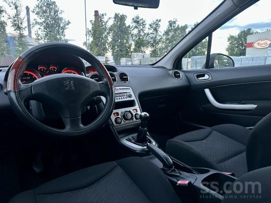 Blue Peugeot 308 2010 in Jelgava, with an engine capacity of 1.60 L and mileage of 194 thousand km for 1750 €, photo 15 on AUTOMOTO.COM.LV