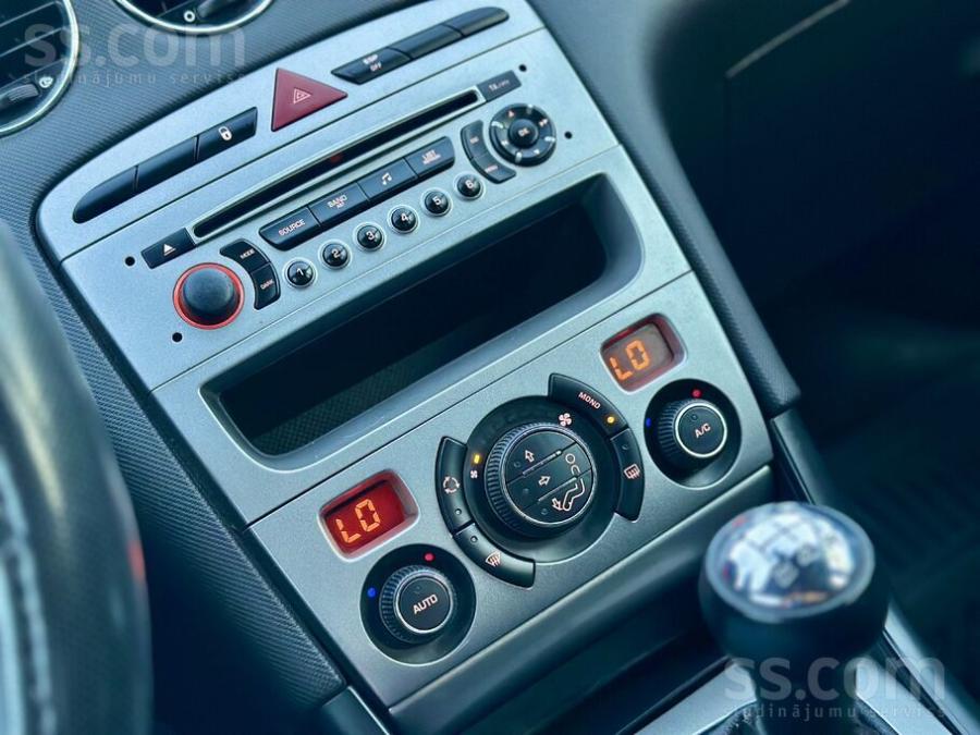 Blue Peugeot 308 2010 in Jelgava, with an engine capacity of 1.60 L and mileage of 194 thousand km for 1750 €, photo 16 on AUTOMOTO.COM.LV