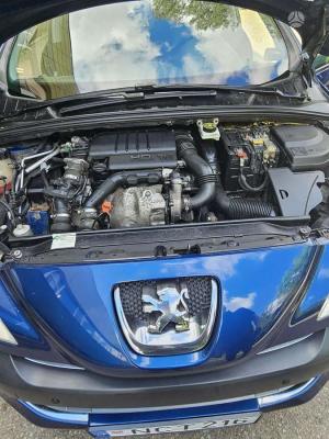 Blue Peugeot 308 2010 in Vilnius, with an engine capacity of 1.56 L and mileage of 283 thousand km for 2200 €, photo 3 on AUTOMOTO.COM.LV
