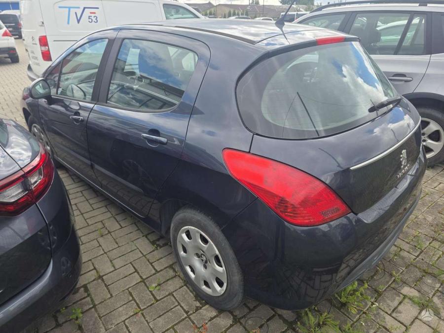 Blue Peugeot 308 2011 in Taurage, with an engine capacity of 1.56 L and mileage of 236 thousand km for 1900 €, photo 5 on AUTOMOTO.COM.LV