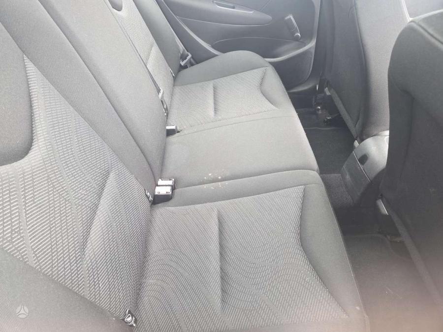 Blue Peugeot 308 2011 in Taurage, with an engine capacity of 1.56 L and mileage of 236 thousand km for 1900 €, photo 6 on AUTOMOTO.COM.LV