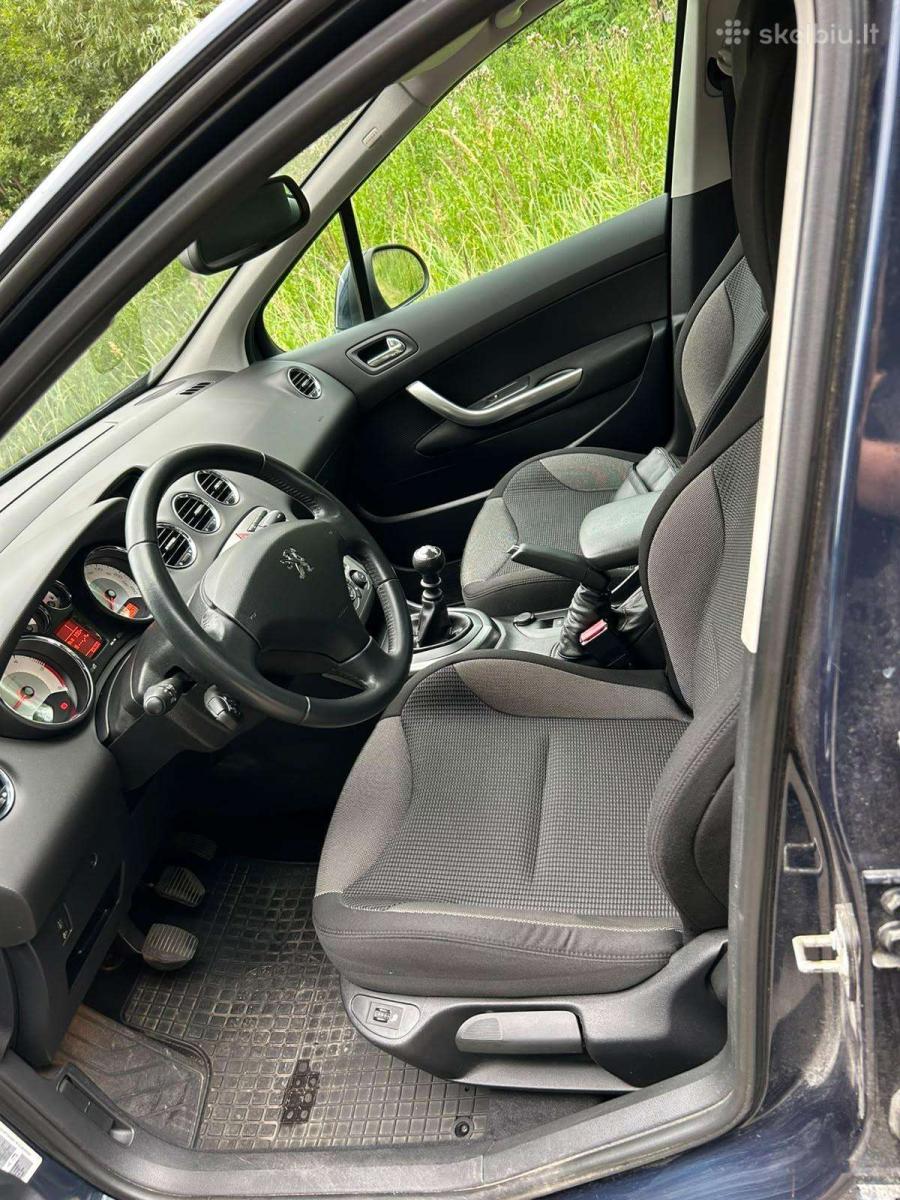 Blue Peugeot 308 2011 in Siauliai, with an engine capacity of 1.60 L and mileage of 139 thousand km for 3000 €, photo 7 on AUTOMOTO.COM.LV