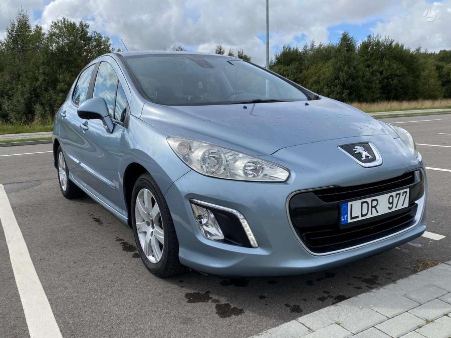 Zils Peugeot 308 2011 Klaipėda, ar dzinēja tilpumu 1.60 L un nobraukumu 207 tūkst. km par 2200 €, foto 3 vietnē AUTOMOTO.COM.LV