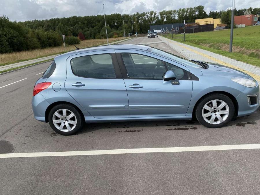 Zils Peugeot 308 2011 Klaipėda, ar dzinēja tilpumu 1.60 L un nobraukumu 207 tūkst. km par 2200 €, foto 6 vietnē AUTOMOTO.COM.LV