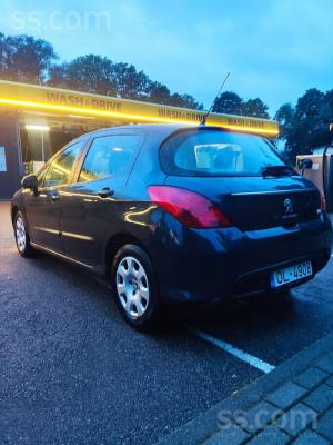 Zils Peugeot 308 2012 Rīga, ar dzinēja tilpumu 1.60 L un nobraukumu 135 tūkst. km par 3250 €, foto 5 vietnē AUTOMOTO.COM.LV