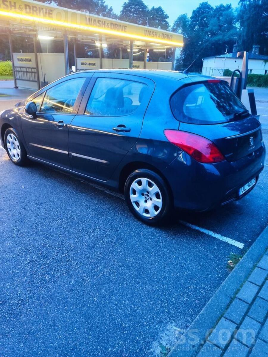 Zils Peugeot 308 2012 Rīga, ar dzinēja tilpumu 1.60 L un nobraukumu 135 tūkst. km par 3250 €, foto 8 vietnē AUTOMOTO.COM.LV