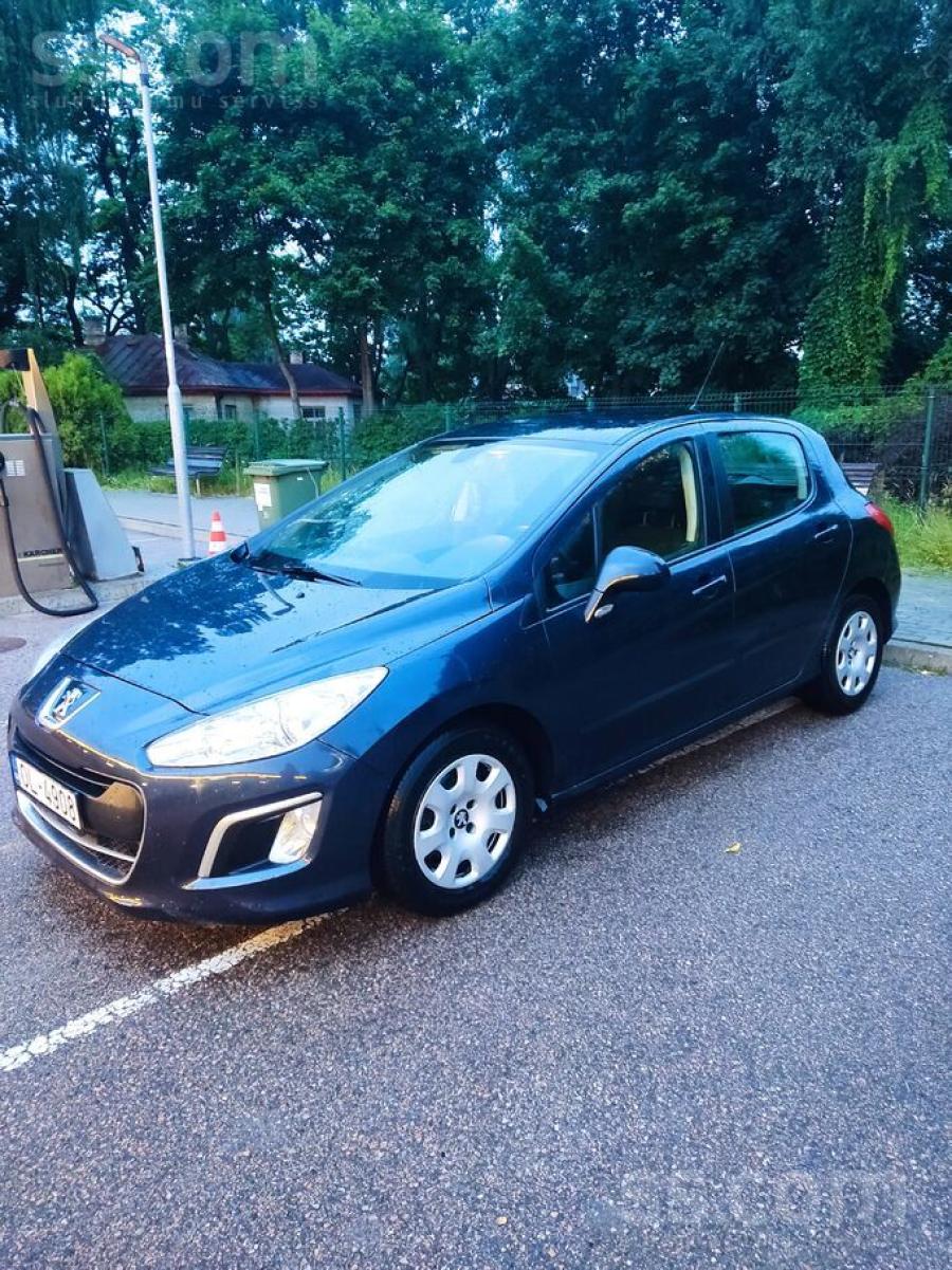 Zils Peugeot 308 2012 Rīga, ar dzinēja tilpumu 1.60 L un nobraukumu 135 tūkst. km par 3250 €, foto 9 vietnē AUTOMOTO.COM.LV