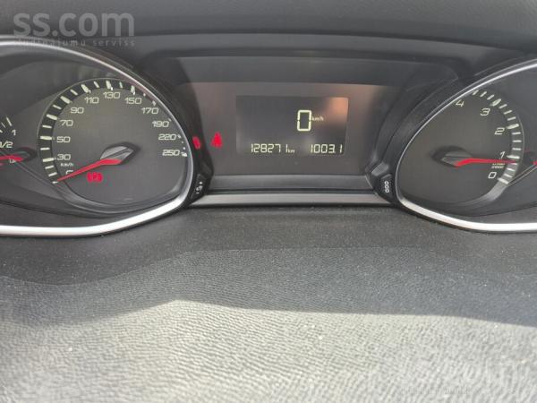 Синий Пежо 308 2014 в Елгава, объемом двигателя 1.60 л и пробегом 128 тыс. км за 7995 €, фото 5 на AUTOMOTO.COM.LV