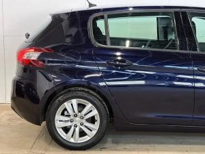 Zils Peugeot 308 2014 Jūrmala, ar dzinēja tilpumu 1.60 L un nobraukumu 214 tūkst. km par 5750 €, foto 15 vietnē AUTOMOTO.COM.LV