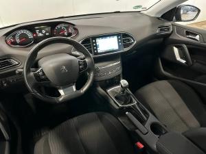 Zils Peugeot 308 2014 Jūrmala, ar dzinēja tilpumu 1.60 L un nobraukumu 214 tūkst. km par 5750 €, foto 23 vietnē AUTOMOTO.COM.LV
