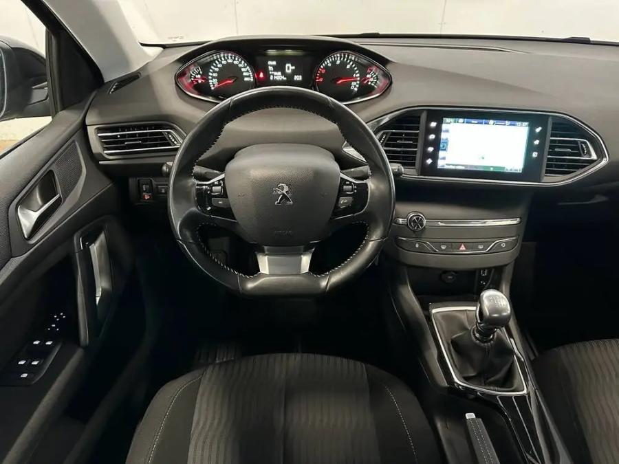 Zils Peugeot 308 2014 Jūrmala, ar dzinēja tilpumu 1.60 L un nobraukumu 214 tūkst. km par 5750 €, foto 26 vietnē AUTOMOTO.COM.LV